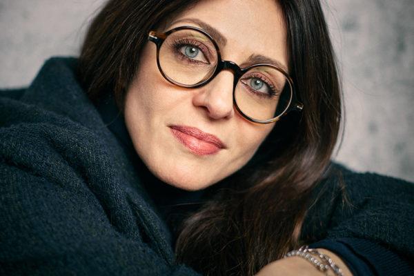 The Art of Pairing: How to Match Your Classic Eyeglasses with Outfits